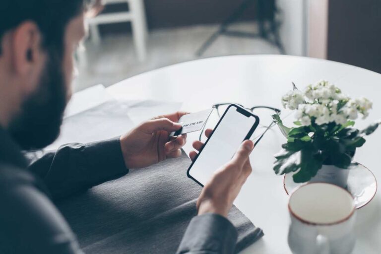 Nuova truffa telefonica, rispondi e ti prosciugano il conto: bloccate ...