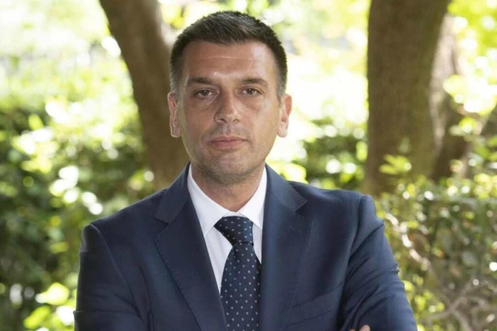 Roberto Poletti, curiosità: che titolo di studio ha il conduttore di ...